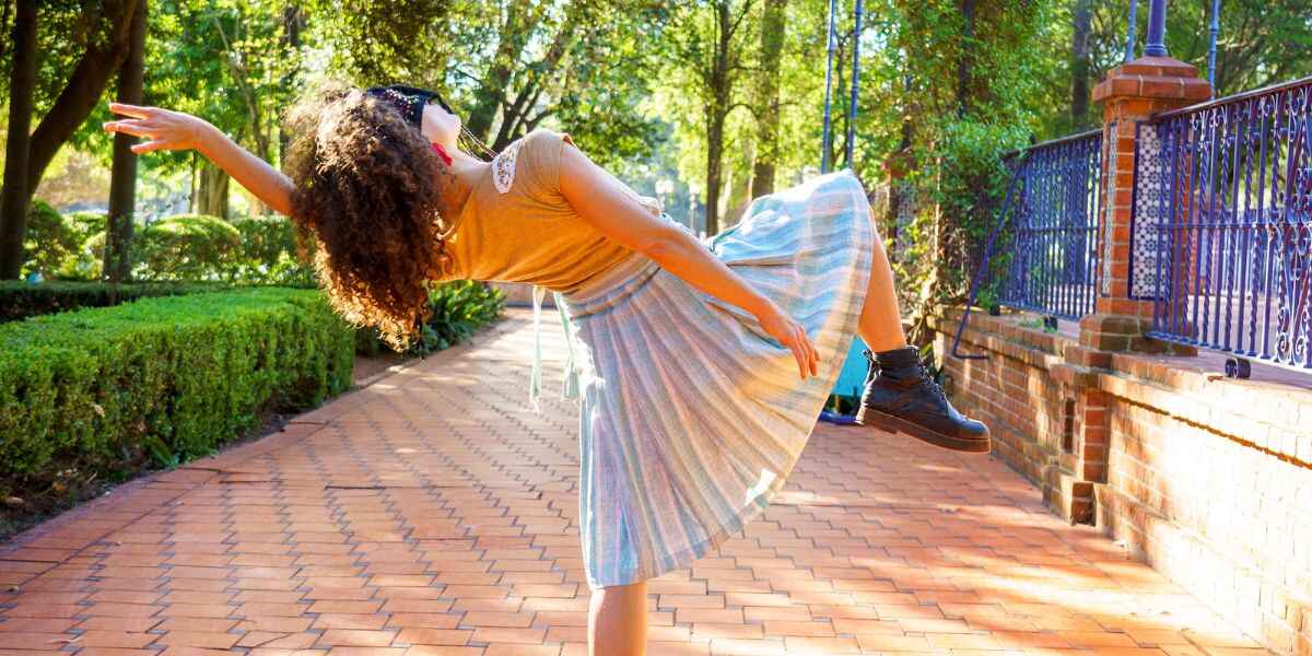 Danza contemporánea - Liza Karen Taylor - El Rojas - Universidad de ...